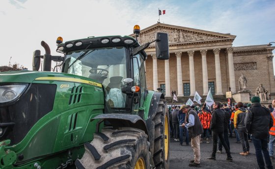 Franse boeren demonstreren opnieuw; ook groot protest in Straatsburg ...