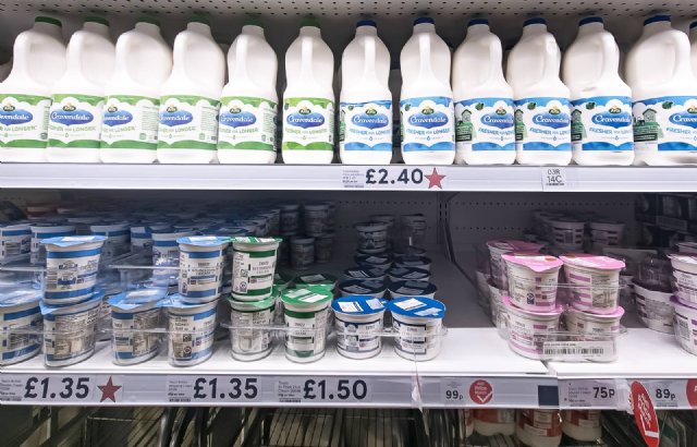 Bovaer en Arla onder vuur in Verenigd Koninkrijk - Nieuwe Oogst