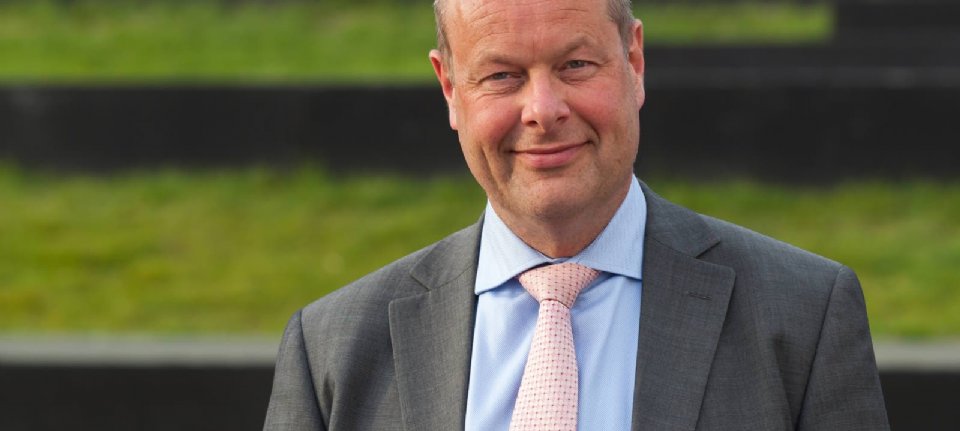 Gelderse gedeputeerde Van Dijk (CDA) vertrekt - Nieuwe Oogst