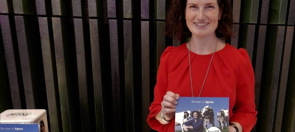 Boerin Agnes deelt levensverhaal in theater - Nieuwe Oogst