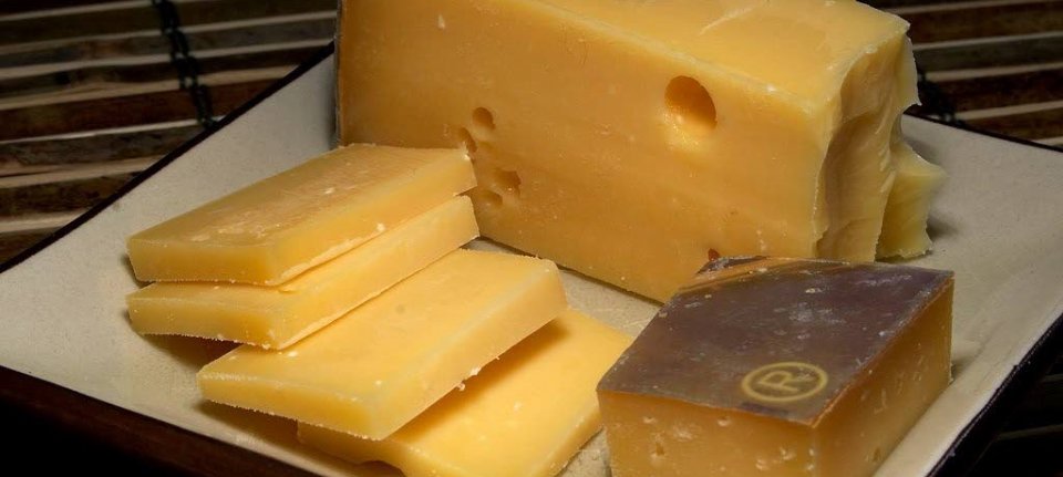 Cono-kaas met vegetarisch stremsel - Nieuwe Oogst