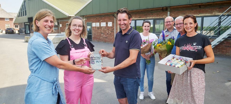 Varkenshouder Jeroen van Doremalen wint Douche award 2022 - Nieuwe Oogst
