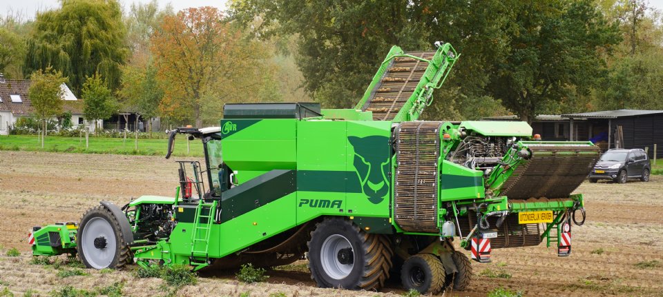 Fabrikant AVR lanceert vijfde generatie Puma-rooier - Nieuwe Oogst